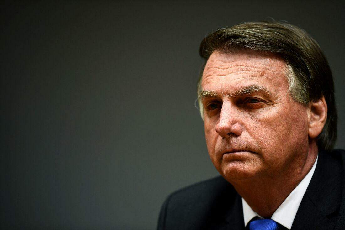 Internado, Bolsonaro pede remédio antidepressivo antes do Ano-Novo ...
