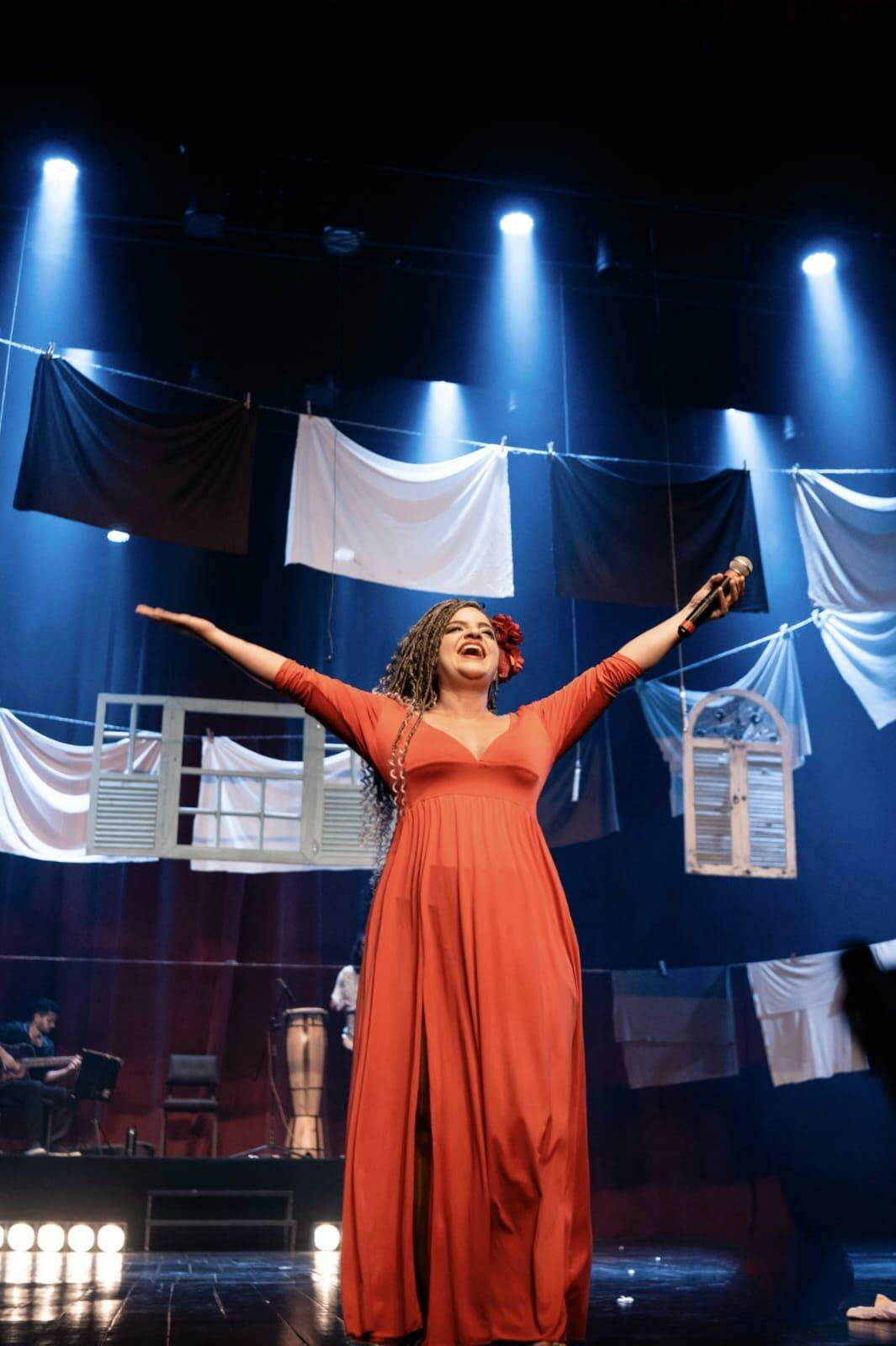 Paulo André Barata completaria 79 anos hoje (25) e ganha tributo com show de Renata Del Pinho ...