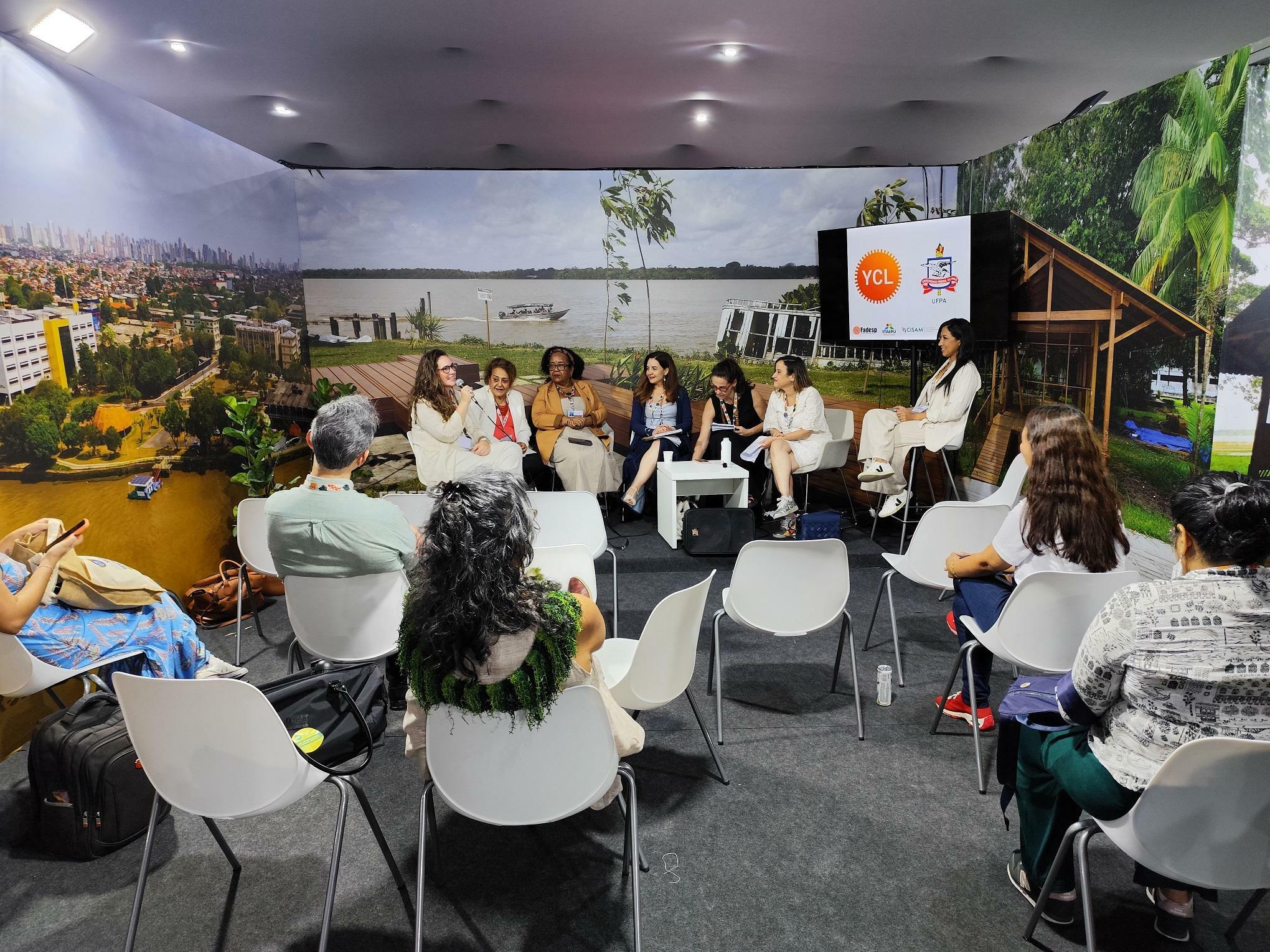 Inédito na Zona Azul das edições de COP, stand da UFPA segue com ampla ...