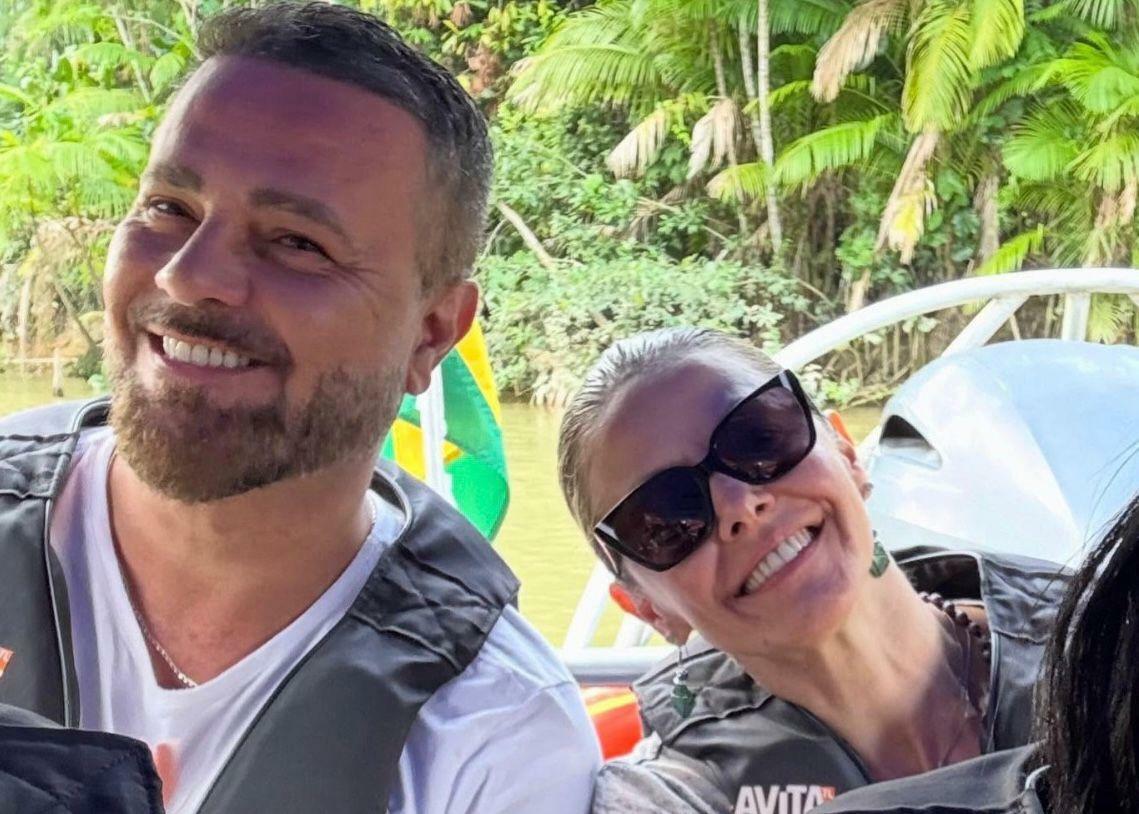 Bianca Rinaldi e Rodrigo Phavanello almoçam na Ilha do Combu antes de ...