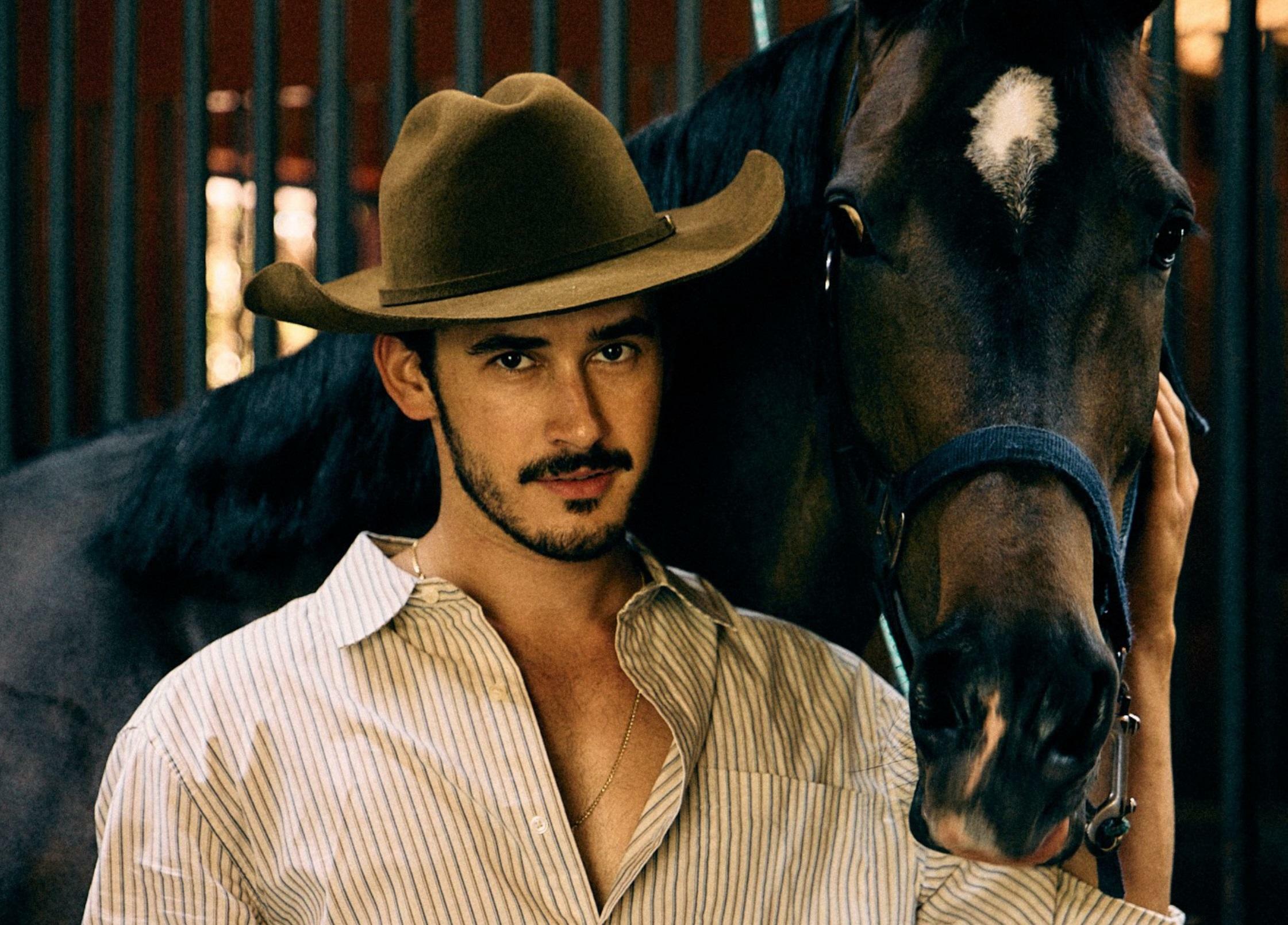 Mozão do Brasil: Filipe Bragança mergulha no universo sertanejo para ...