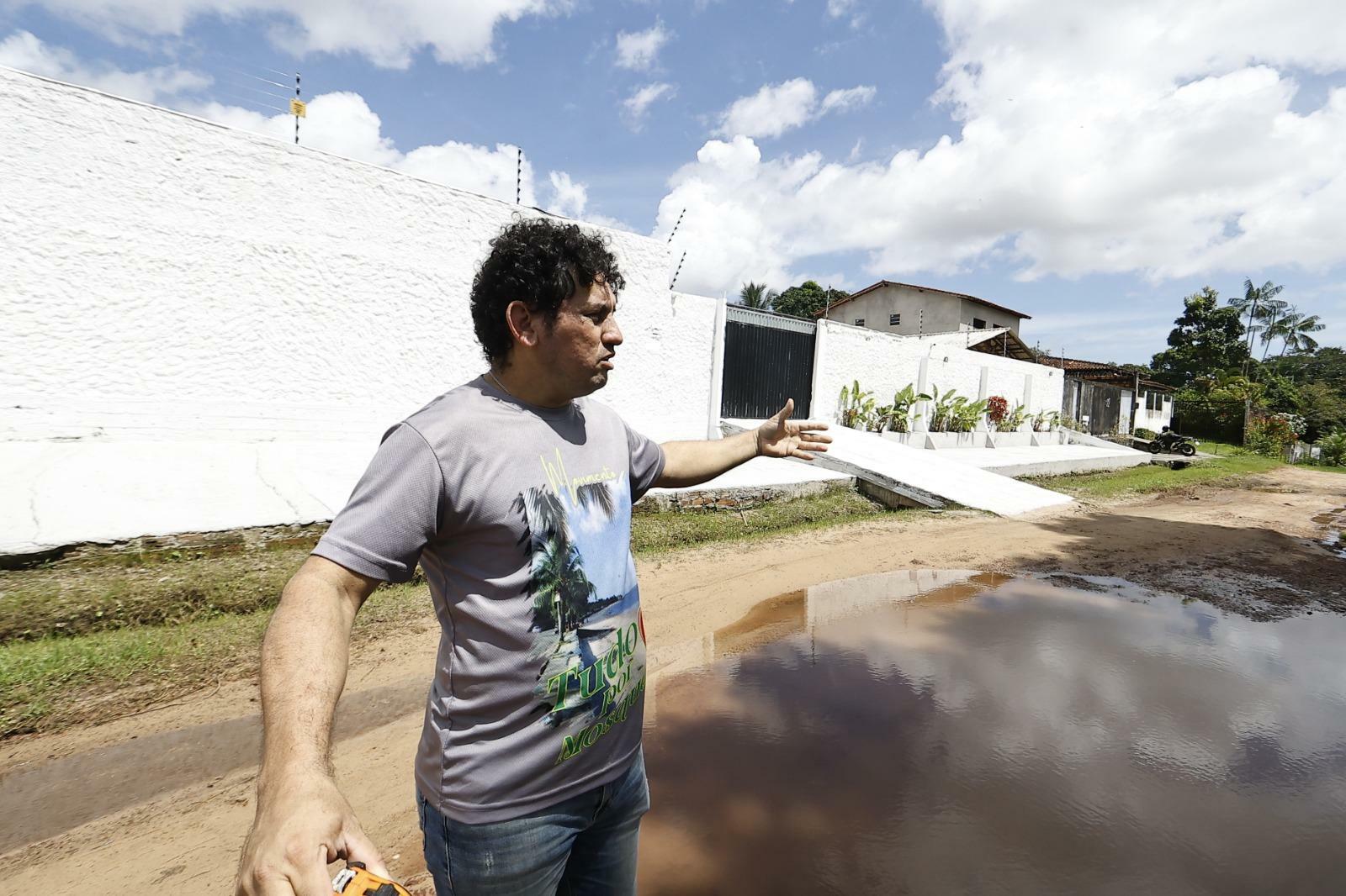 Buraco, lama e alagamento: moradores denunciam ruas precárias em ...