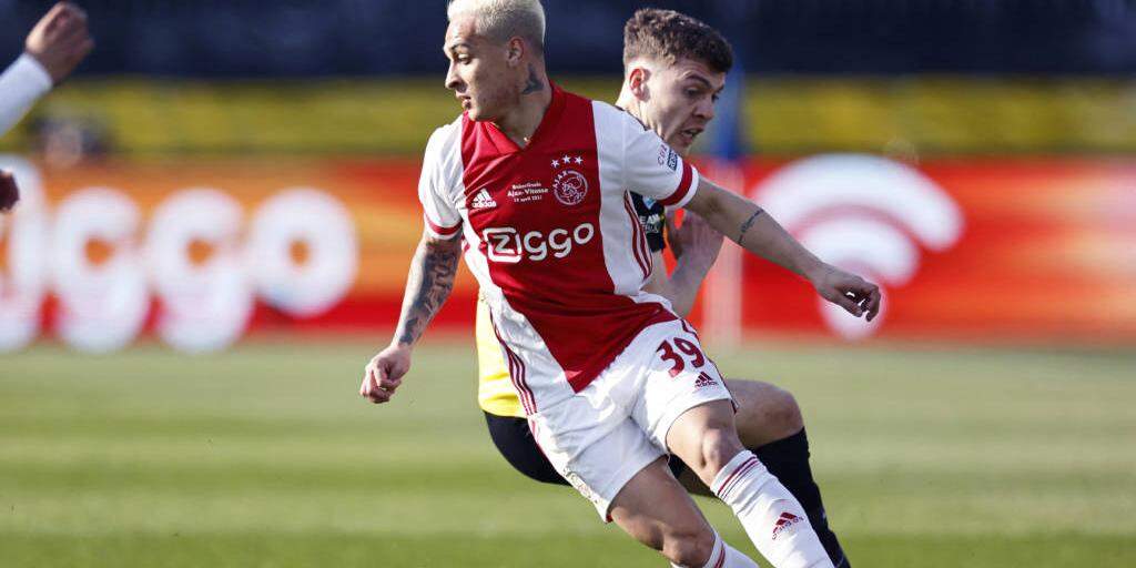 Ajax x Benfica: onde assistir ao vivo e o horário do jogo de hoje (15/ ... Ajax x Benfica: onde assistir ao vivo e o horário do jogo de hoje (15/ ...