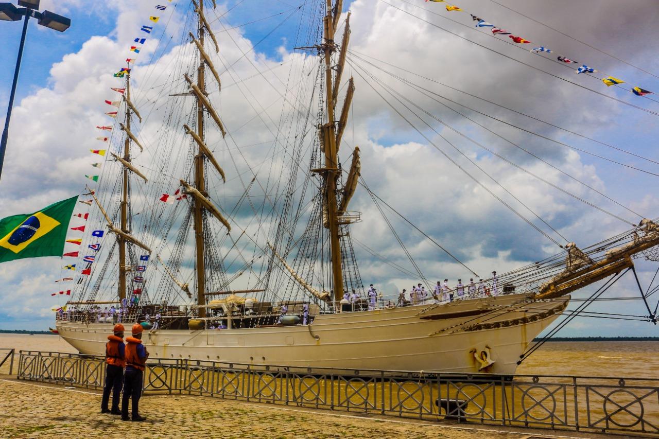 Belém: Marinha abre visitação pública ao navio-veleiro Cisne Branco ...