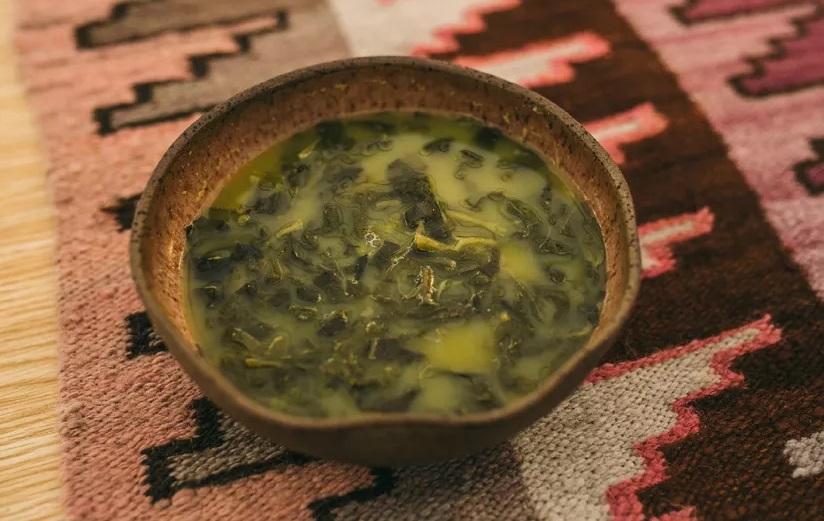 Caldinho de tucupi com jambu: saiba como fazer essa delícia de 'tremer ...