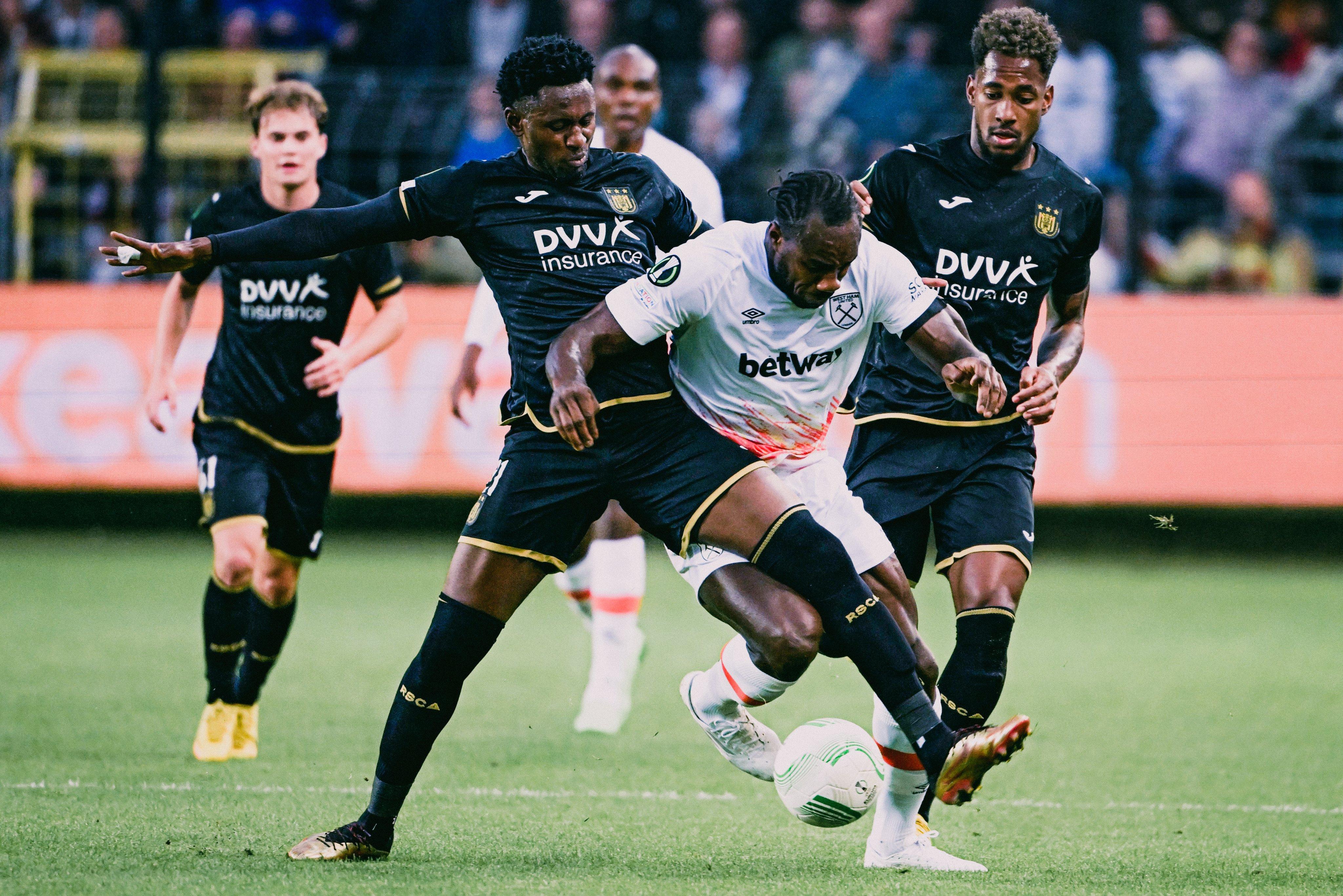 RSC Anderlecht vs. Juventus FC 1981-1982 - serwer2311392.home.pl