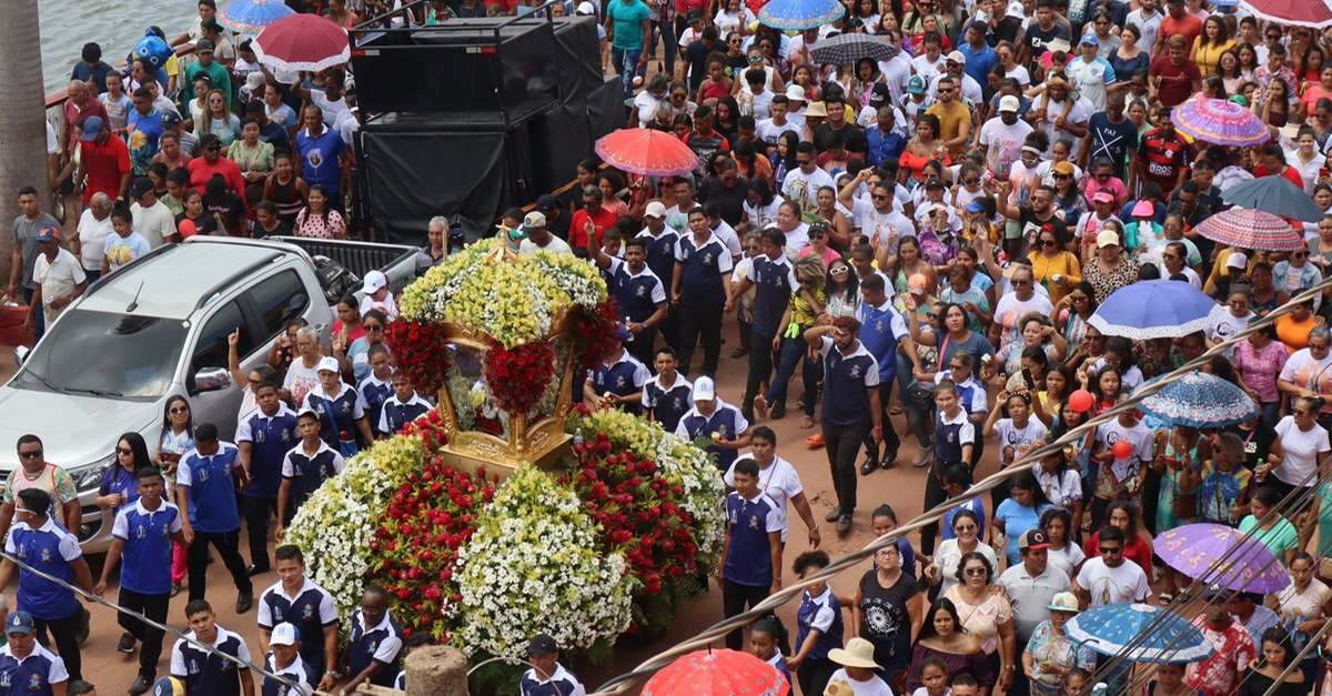Círio De Nazaré Leva 4 Mil Devotos às Ruas Do Acará No Nordeste Do Pará