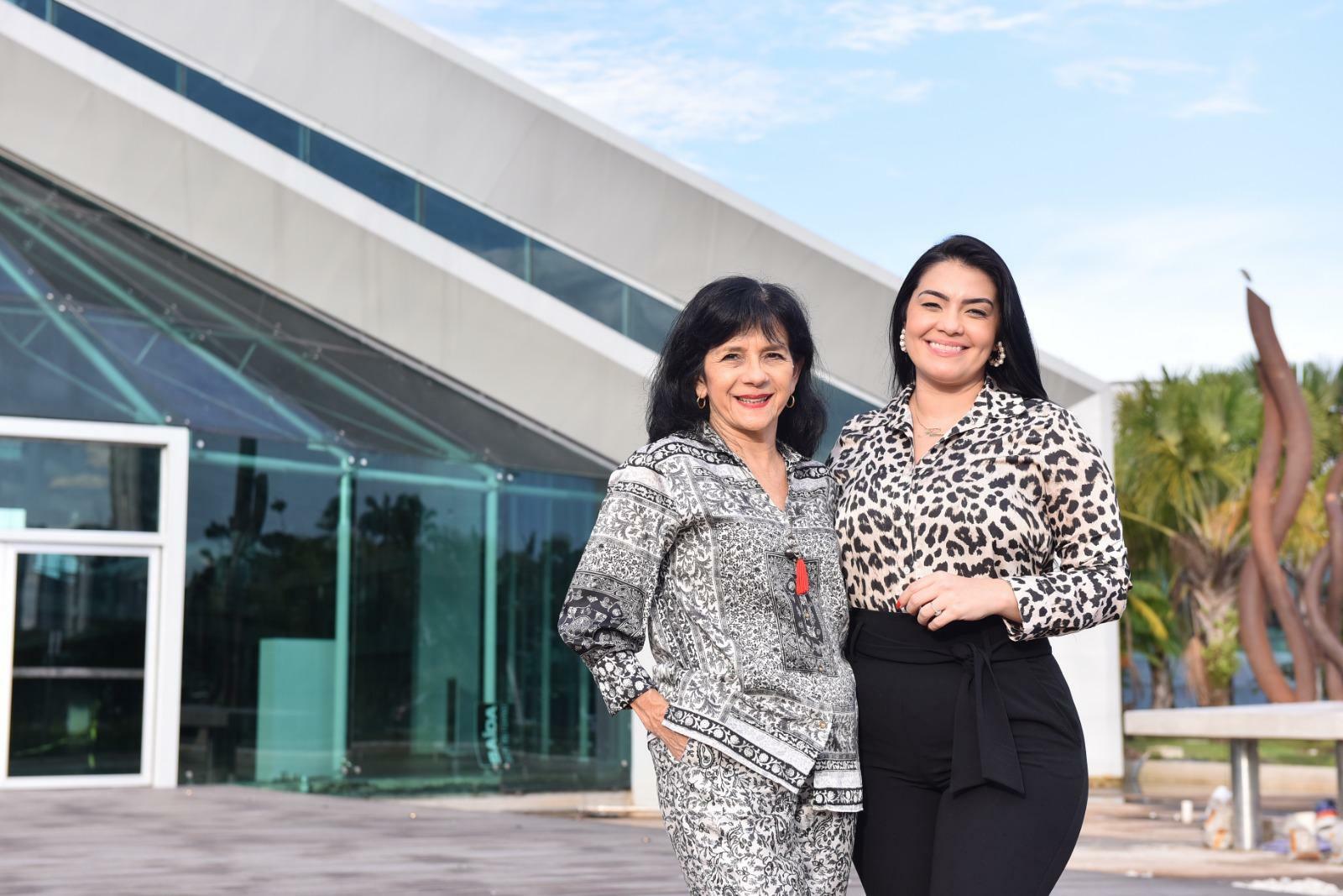 Flávia Lima e Felícia Maia vão comandar a apresentação do Rainha das ...