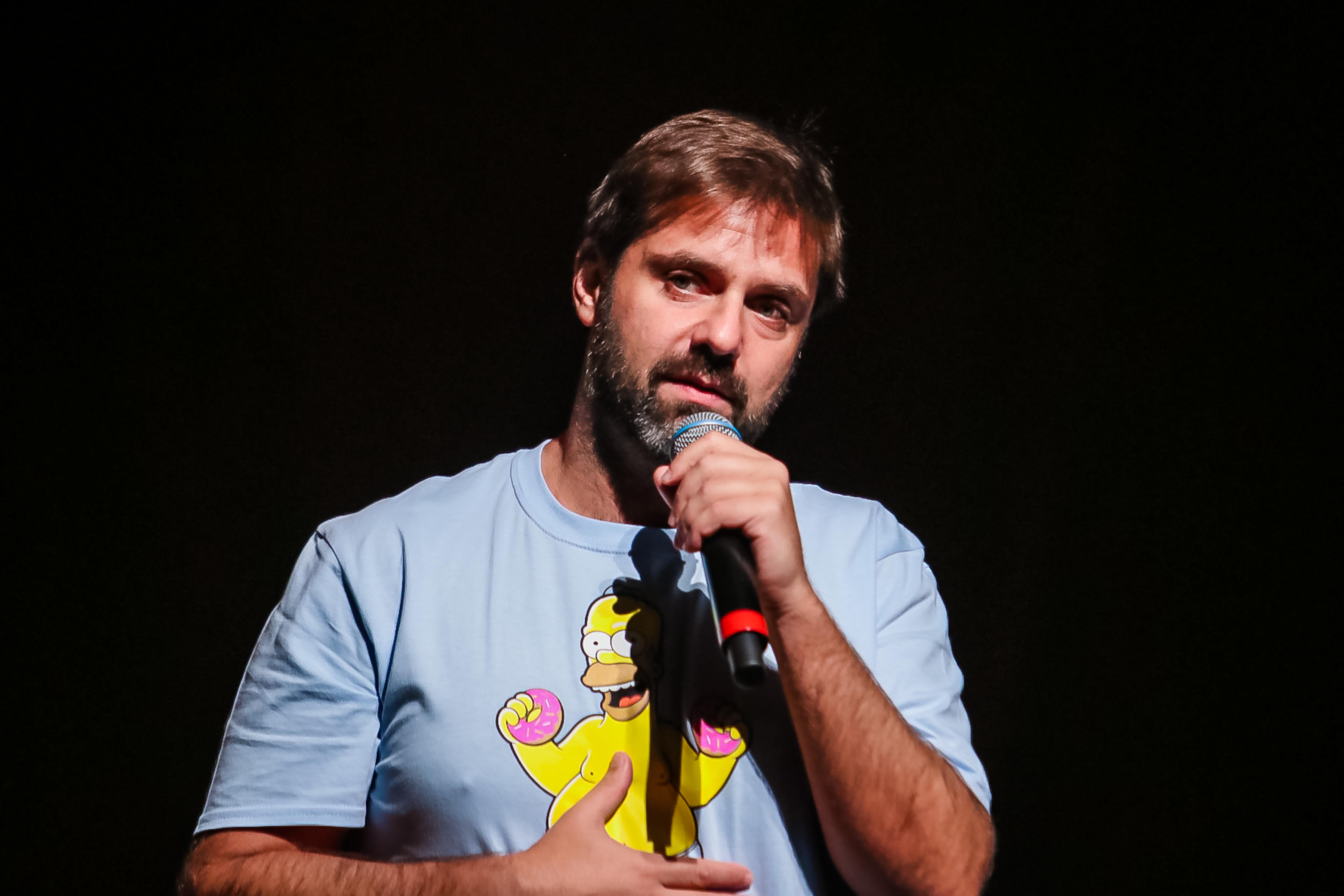 Comediante Fábio Rabin volta a Belém com show de stand-up ‘Muita Treta ...