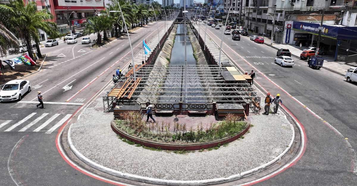 Círio 2023 Réplica Da Basílica Santuário é Montada Na Avenida Visconde
