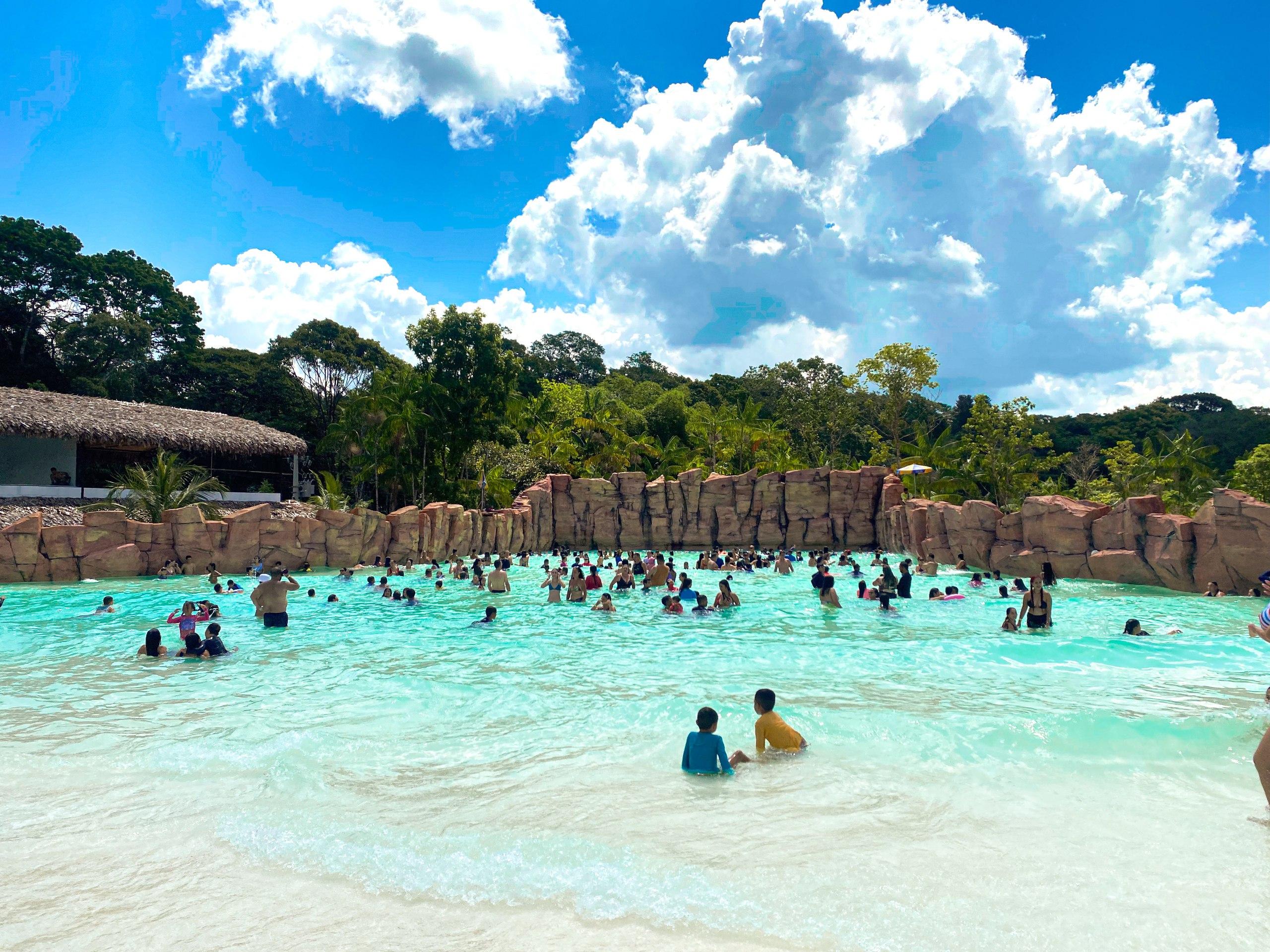 Guará Acqua Park é opção perfeita para diversão de toda a família ...