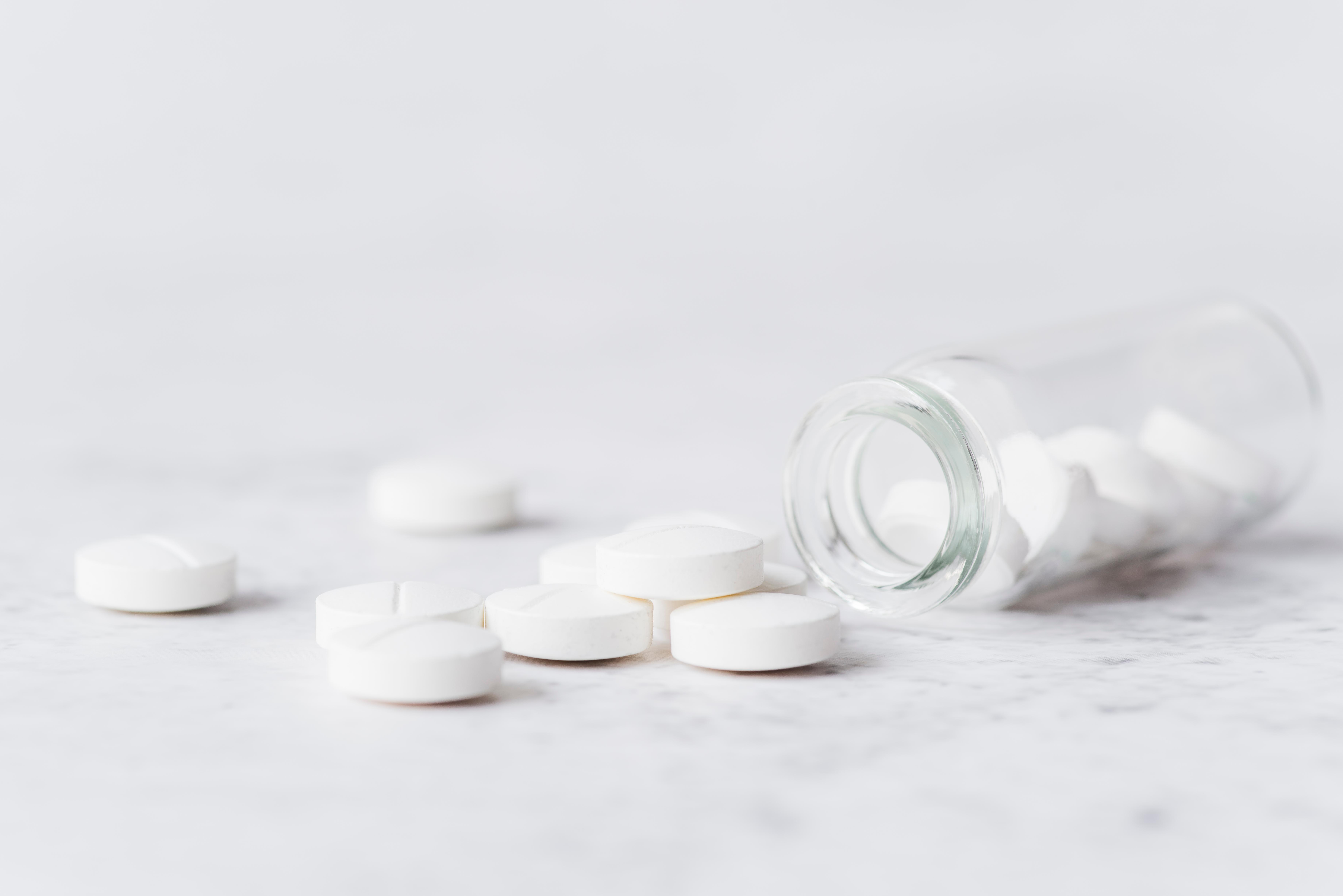 Fosfomicina: para que serve, como tomar e quais os benefícios e riscos ...