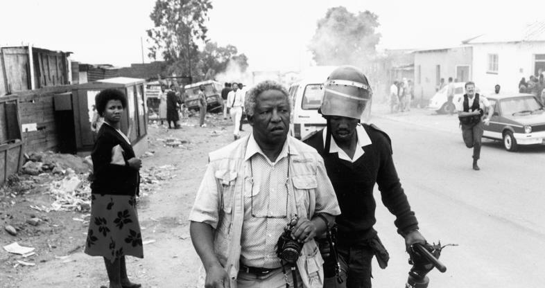 Conheça Peter Magubane, fotógrafo oficial de Nelson Mandela e ativista ...