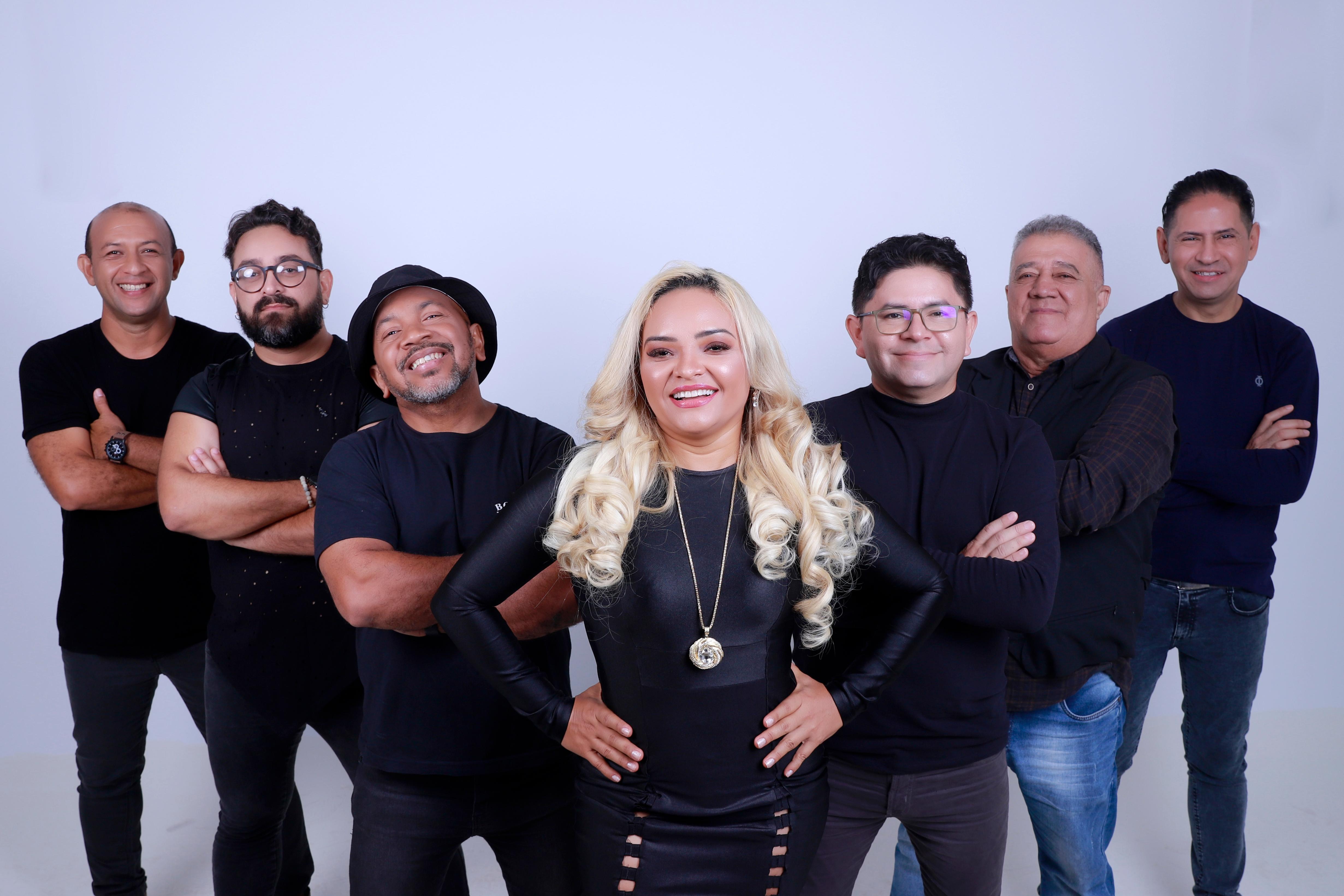 Banda Sayonara celebra mais de 60 anos de carreira em show no Theatro ...