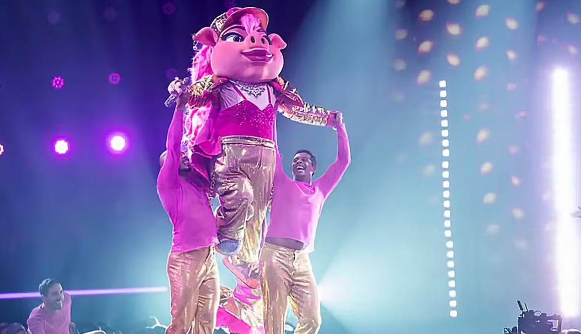 VÍDEO: MC Porquinha é revelada no 'The Masked Singer' ao cantar 'Voando ...