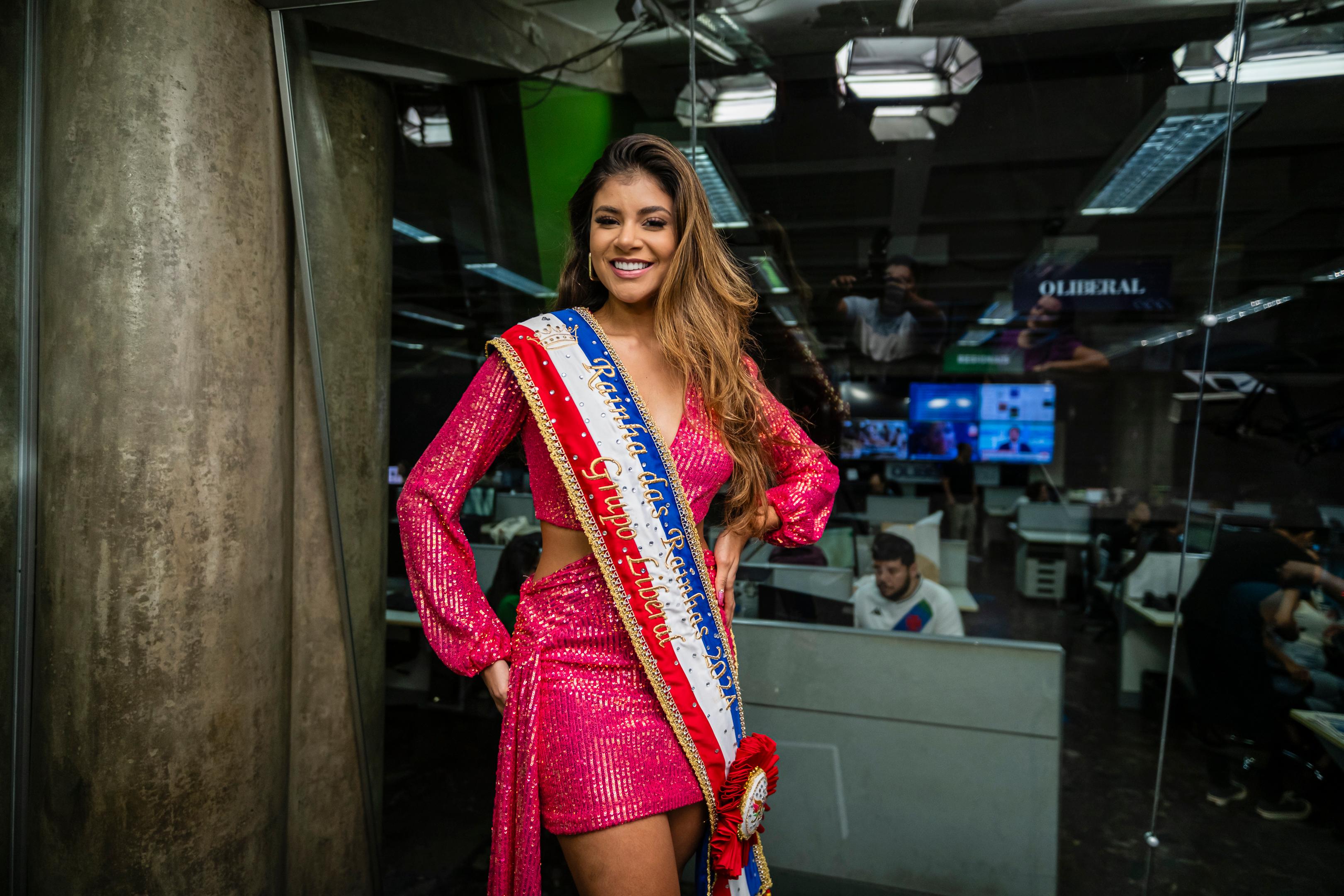 Como enfrentar desafios: Fernanda Costa, Rainha das Rainha 2024 conta ...