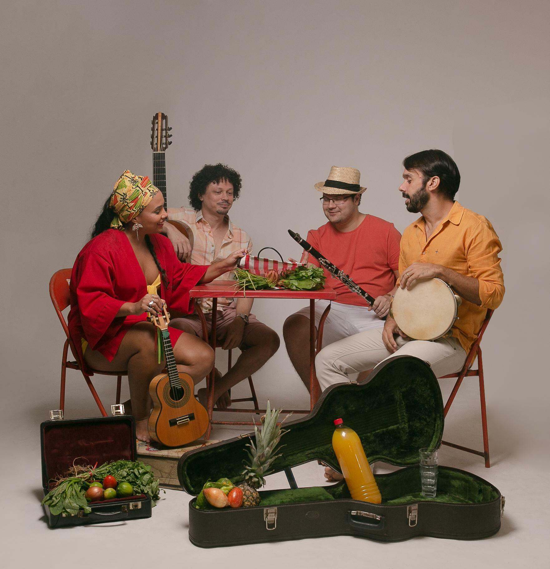 Grupo O Mercado do Choro celebra a música dos chorões no projeto Quarta ...