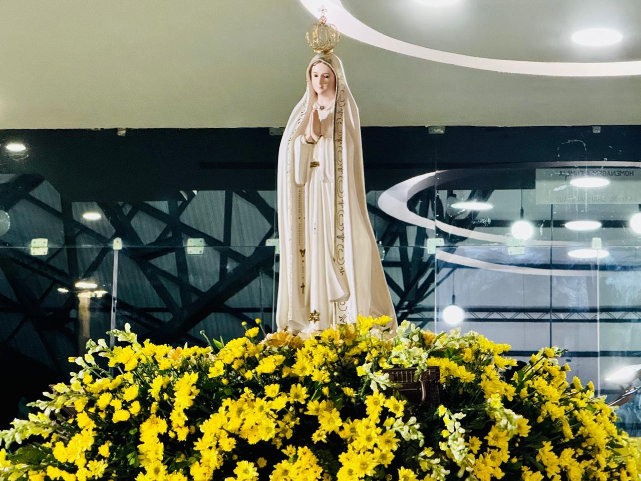 Missa e carreata dão início à festividade de Nossa Senhora de Fátima ...