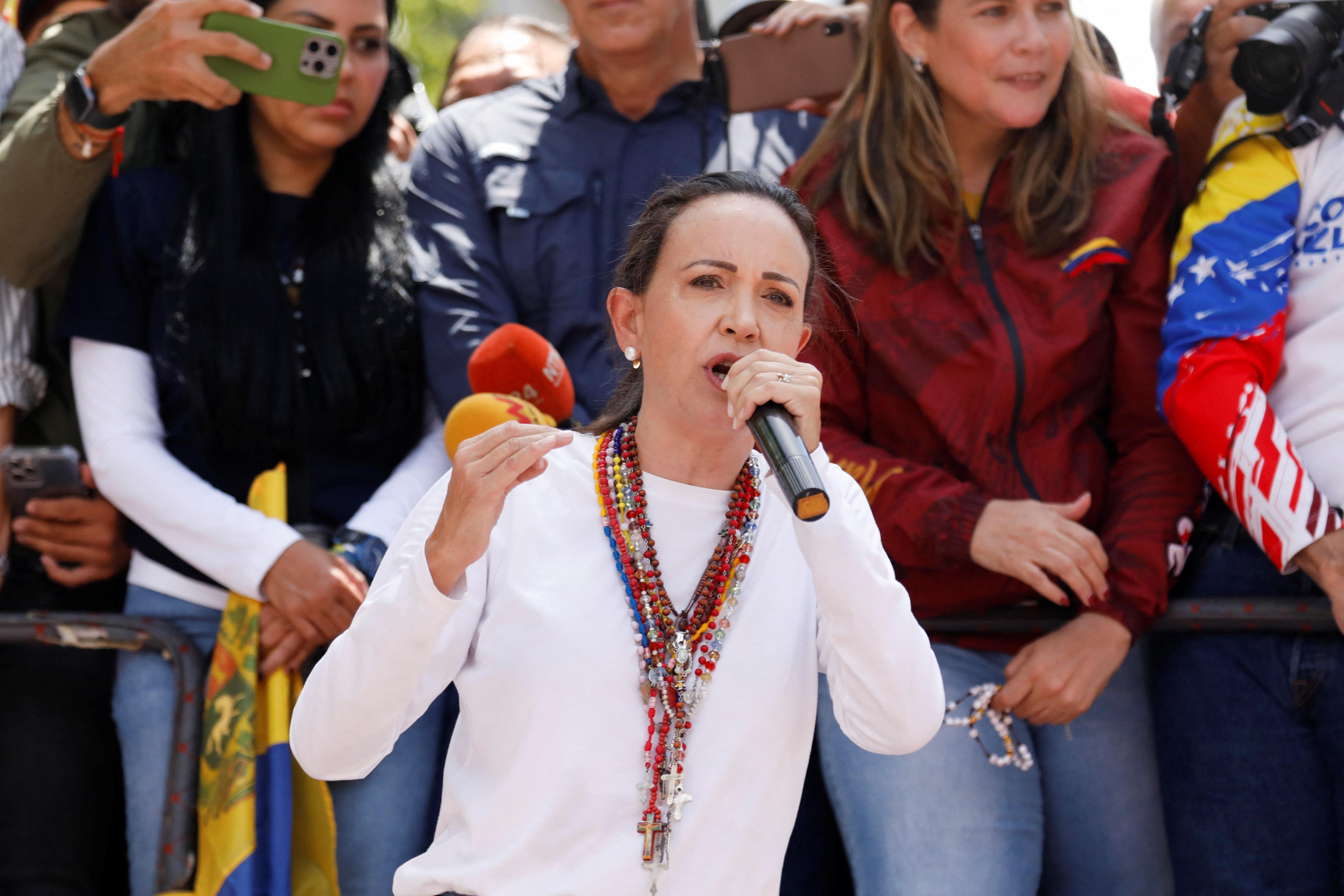 Empresária María Corina fala de tomar o poder e comemora captura de ...