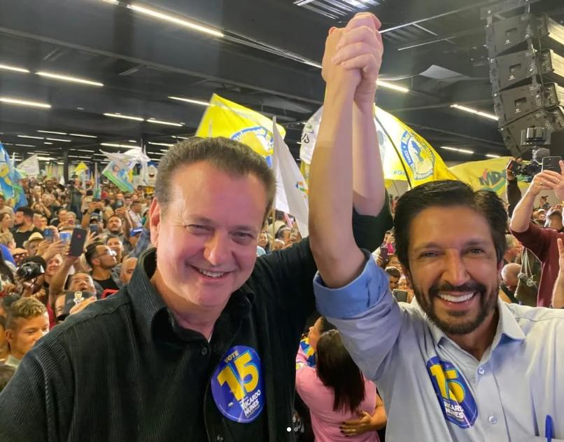 PSD e MDB foram os partidos que mais elegeram prefeitos nas eleições ...