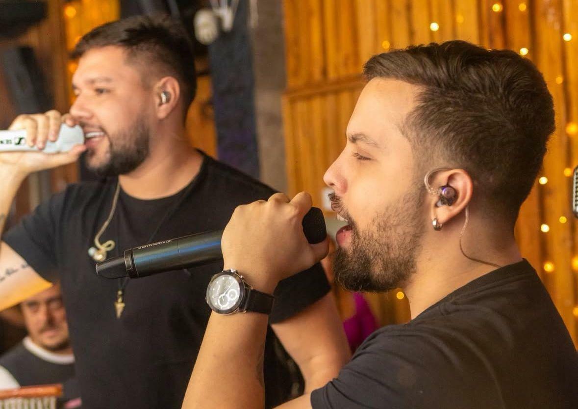 Lucas e Iron comemoram 10 anos de carreira com festa cheia de ...
