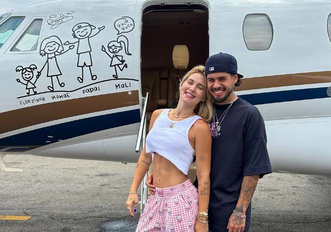 Assessoria nega que Virginia mandou apagar o desenho da família em jato ...