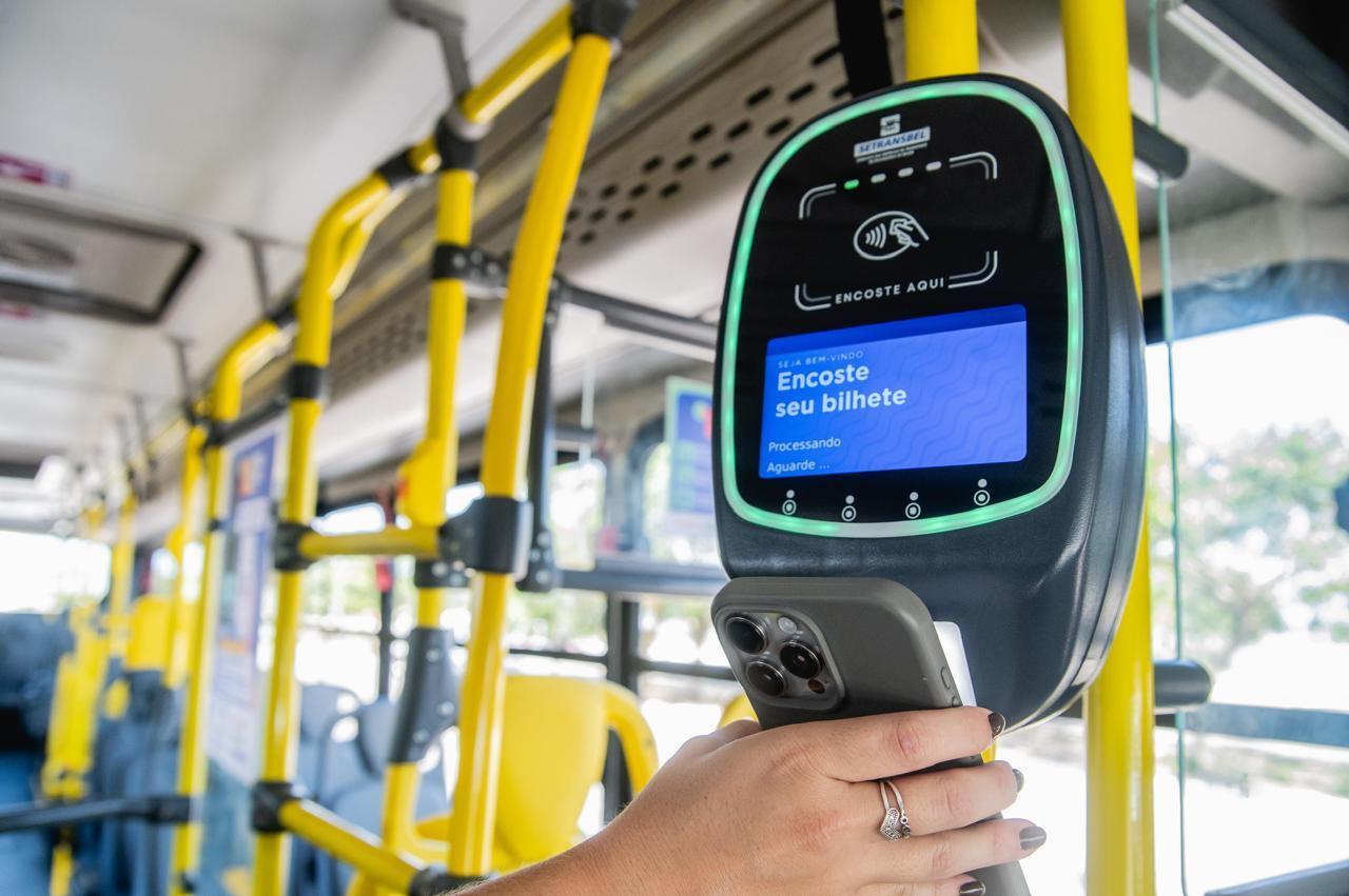 Já está disponível o aplicativo para pagar passagem de ônibus com Pix ...