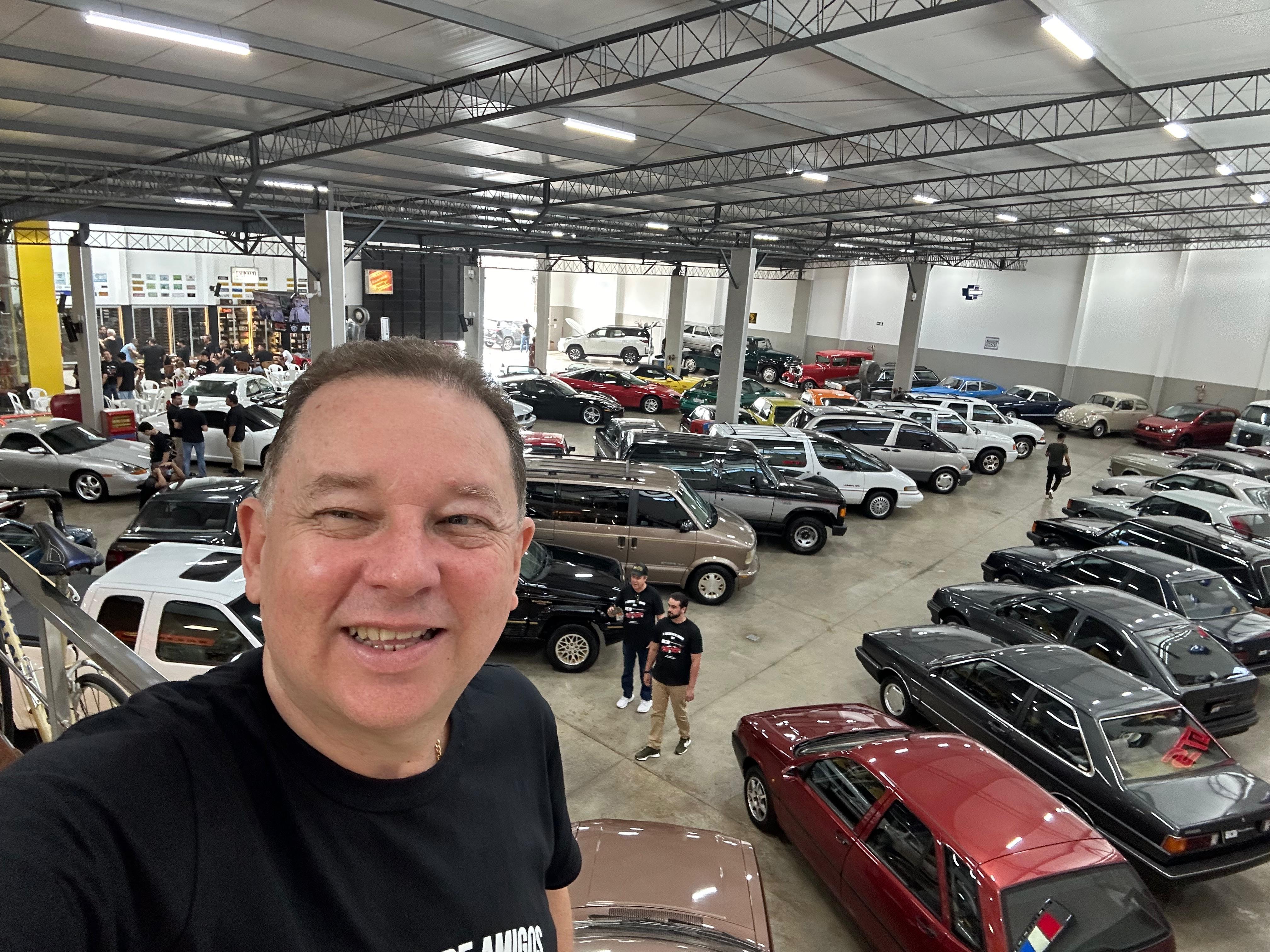 Entre relíquias e motores: Vinicius Moura Tobias e a paixão que move a ...